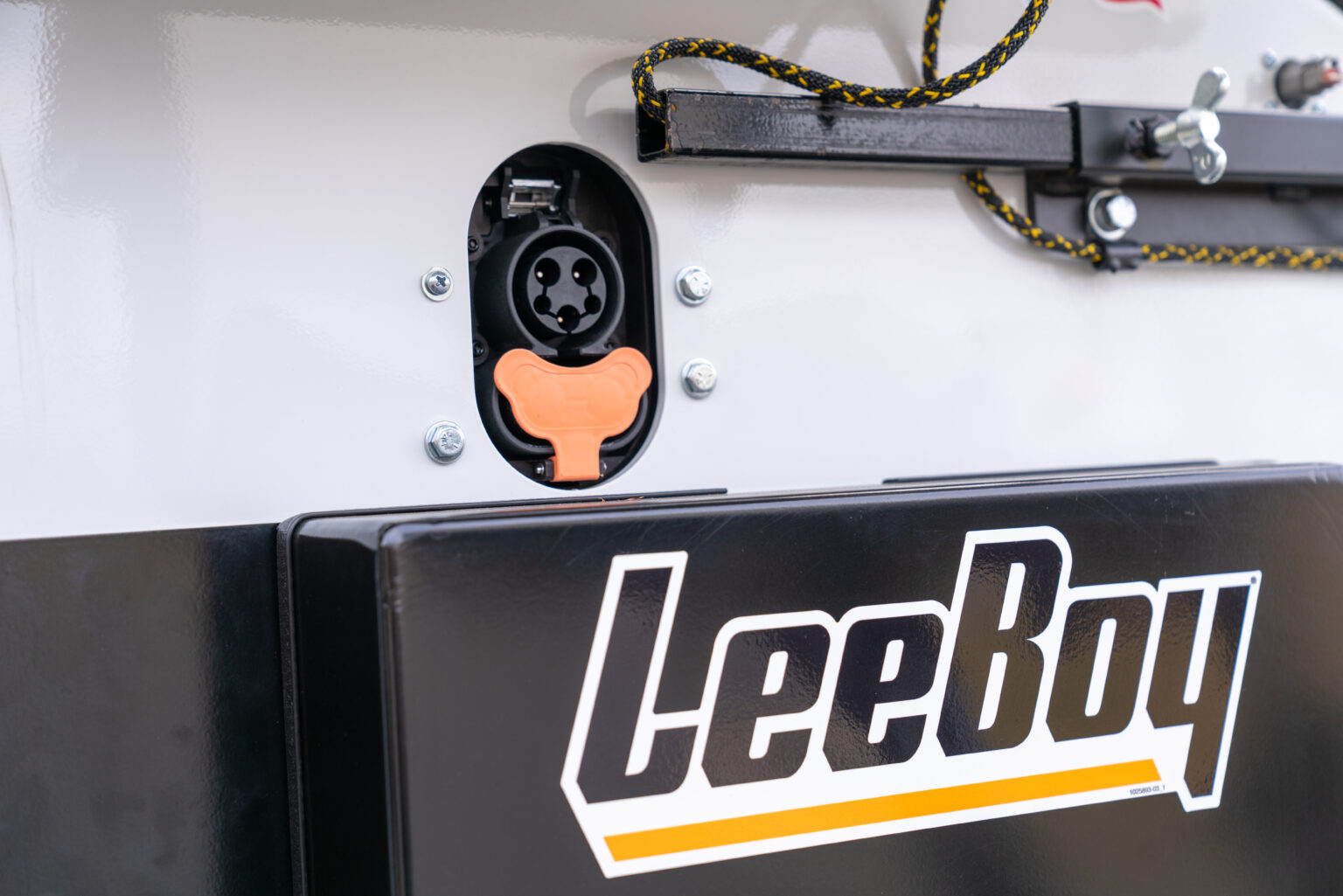 8520C Electric - LeeBoy®