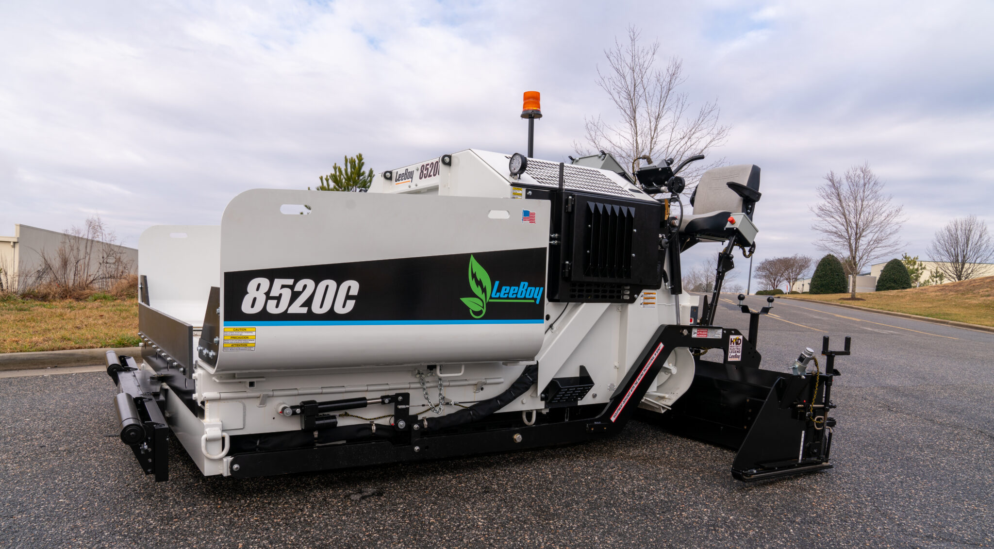 8520C Electric - LeeBoy®